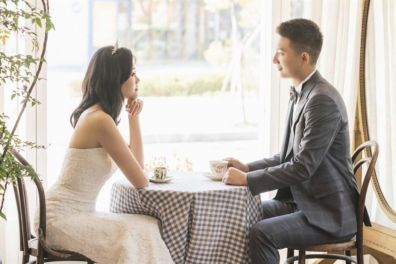 Bugoy – 01 – Templateku